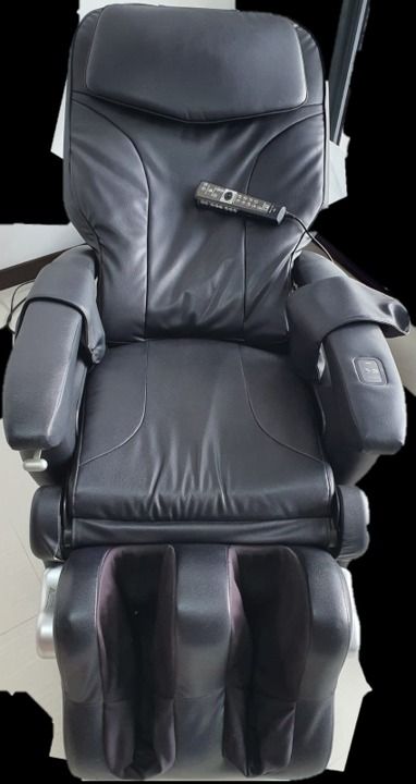 OSIM Massage Chair OS-7803 iMedic PRO, Health & Nutrition, Massage ...