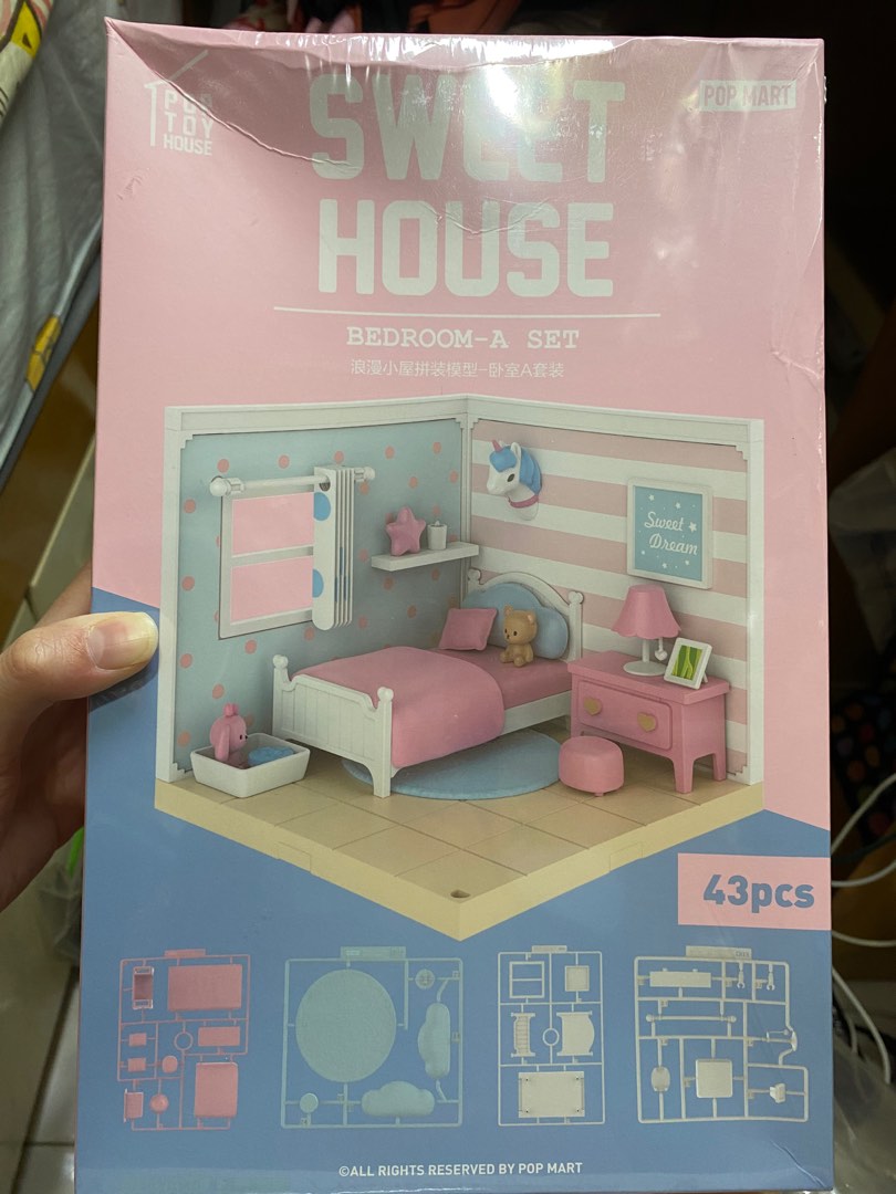 PopMart - Sweet house睡房屋仔模型, 興趣及遊戲, 玩具 & 遊戲類 - Carousell