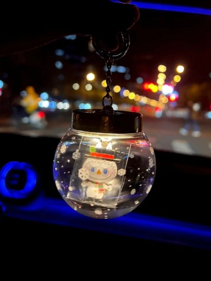 Popmart labubu christmas, Hobbies & Toys, Toys & Games on Carousell