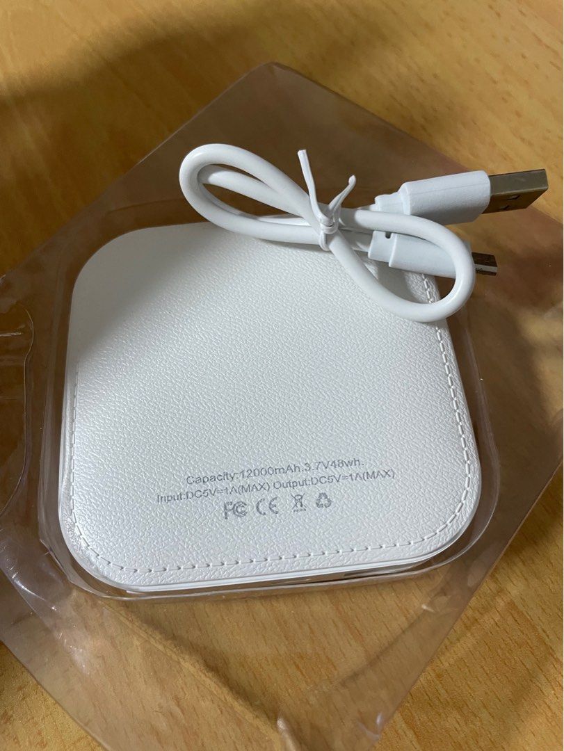 Power bank - Snoopy, Mobile Phones & Gadgets, Mobile & Gadget ...