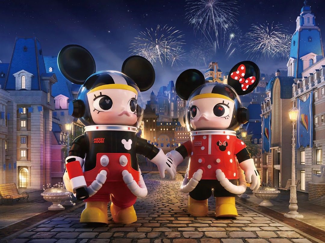 Preorder (Confirmed Design) - Pop Mart popmart Mega Space Molly 400% ...