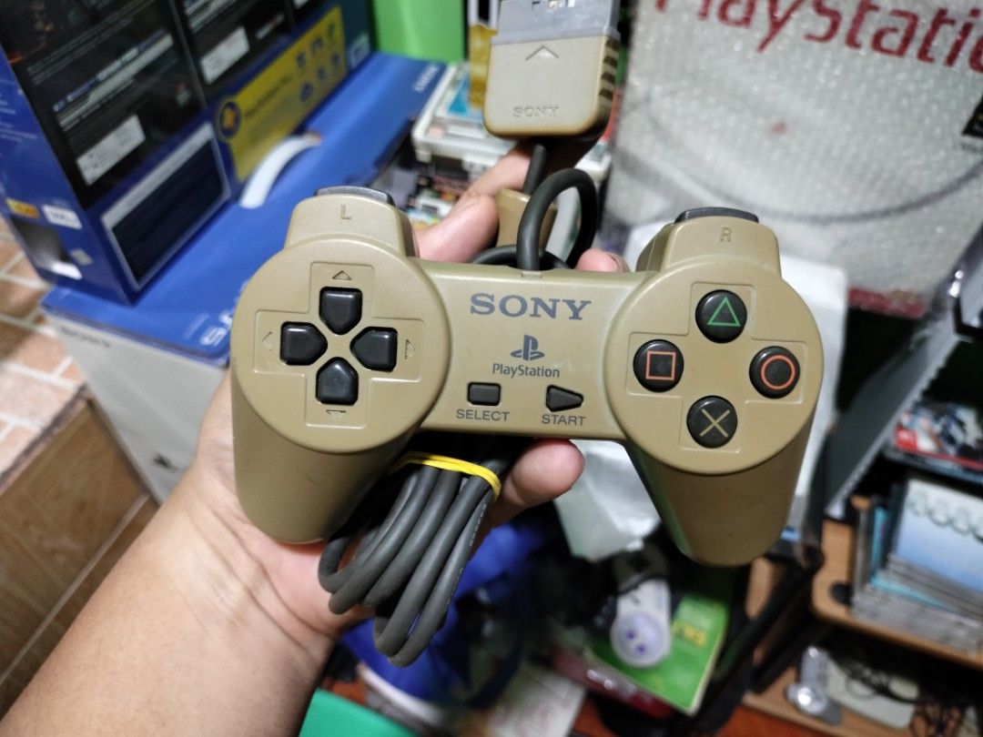 ps1 controller, Video Gaming, Gaming Accessories, Controllers on Carousell