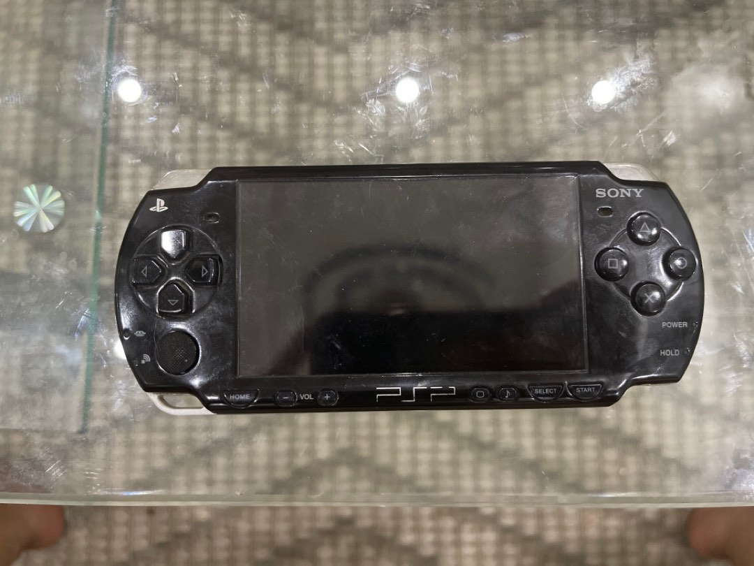 PSP 2004 Piano Black, Video Gaming, Video Game Consoles, PlayStation on ...