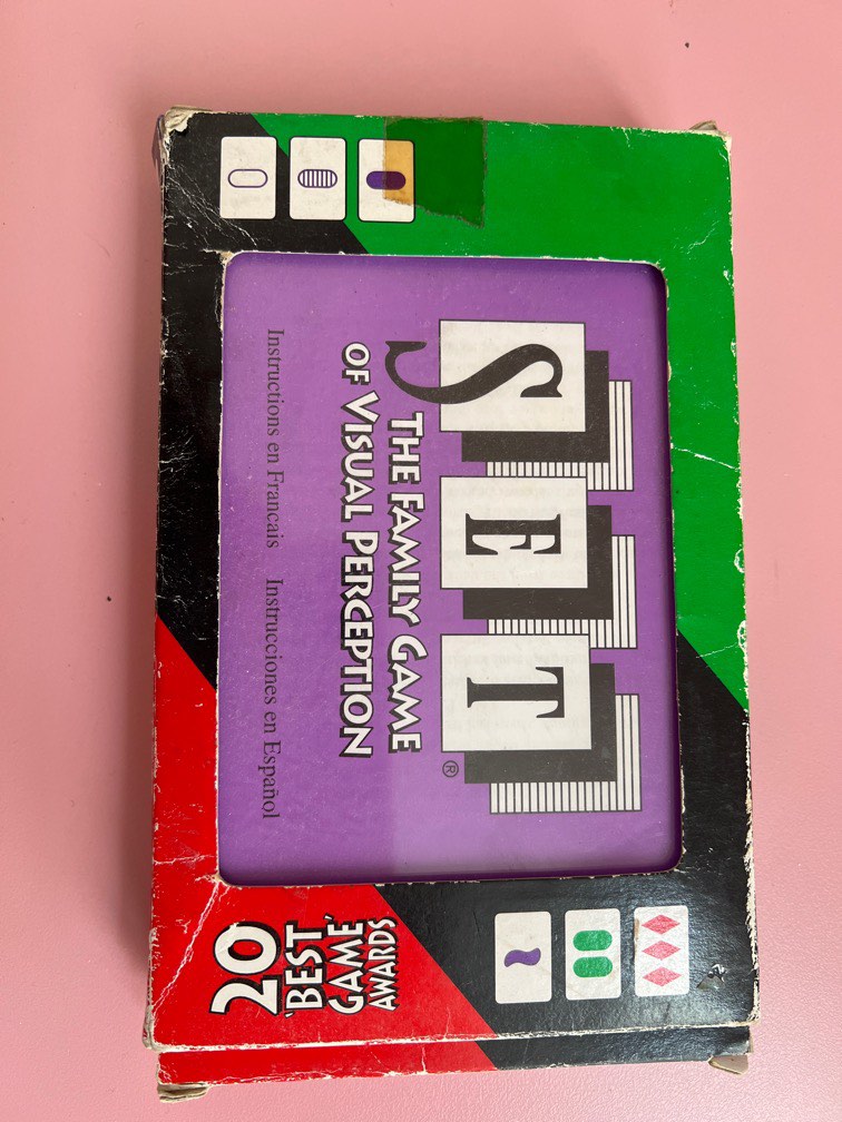 Set - The Family Game of Visual Perception, Hobbies & Toys, Toys ...