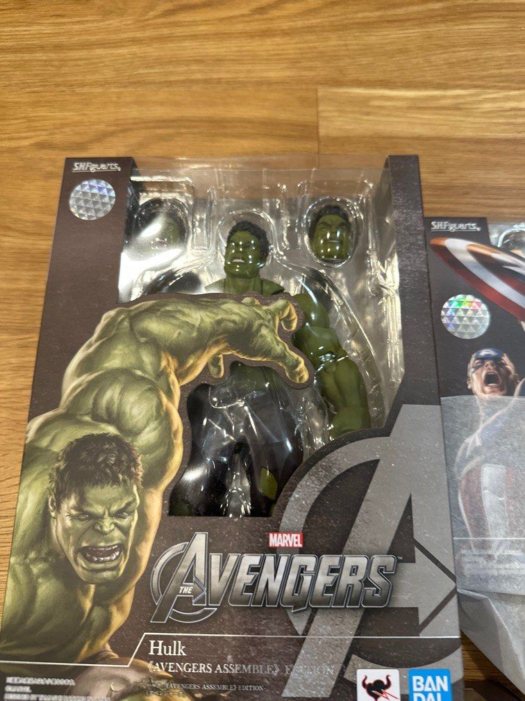 S.H.Figuarts Avengers Assemble Hulk, Captain America, Iron Man Mark 6 ...