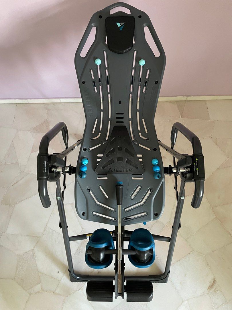 Teeter inversion table Fitspine X3, Health & Nutrition, Assistive ...