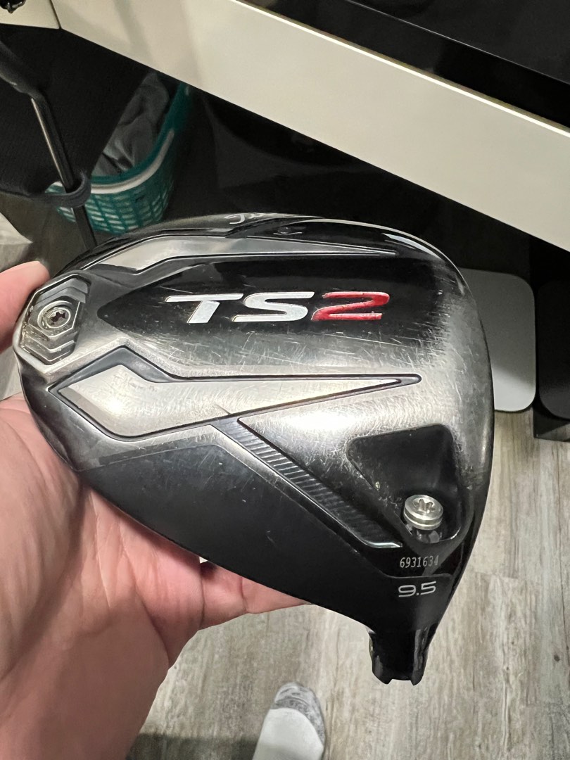 Titleist TS2 golf driver head only*, Sports Equipment, Sports & Games, Golf on Carousell