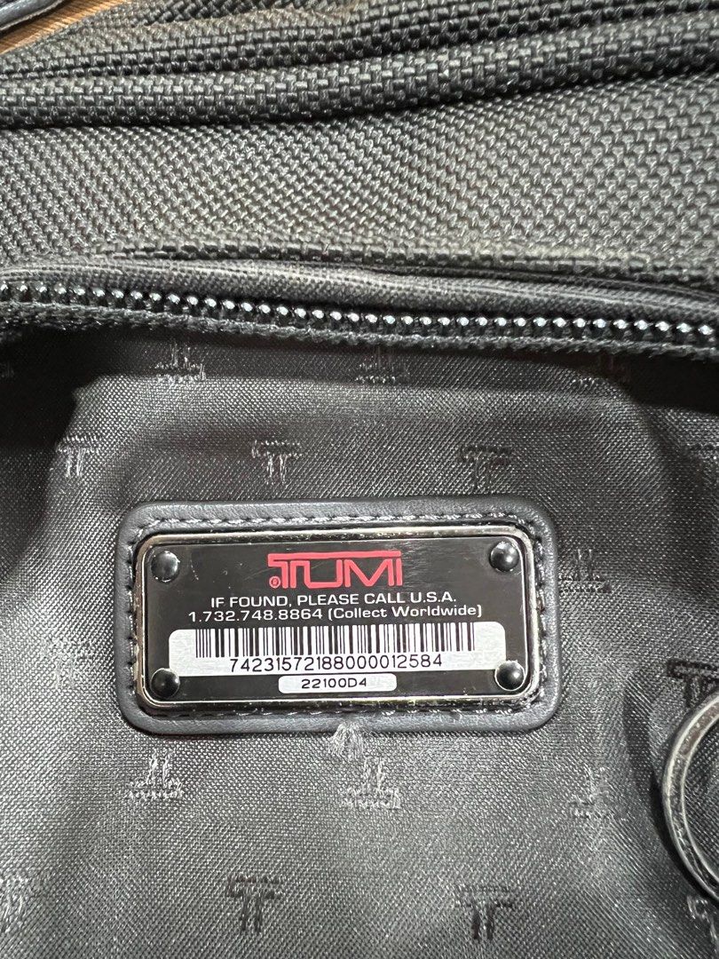Tumi Sling Bag, Men's Fashion, Bags, Sling Bags on Carousell
