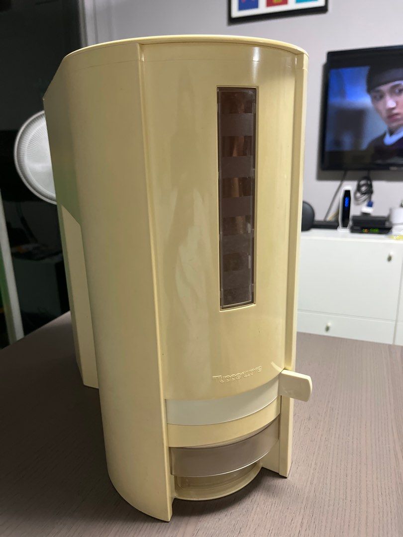 Tupperware Original Vintage Rice Dispenser, Furniture & Home Living ...