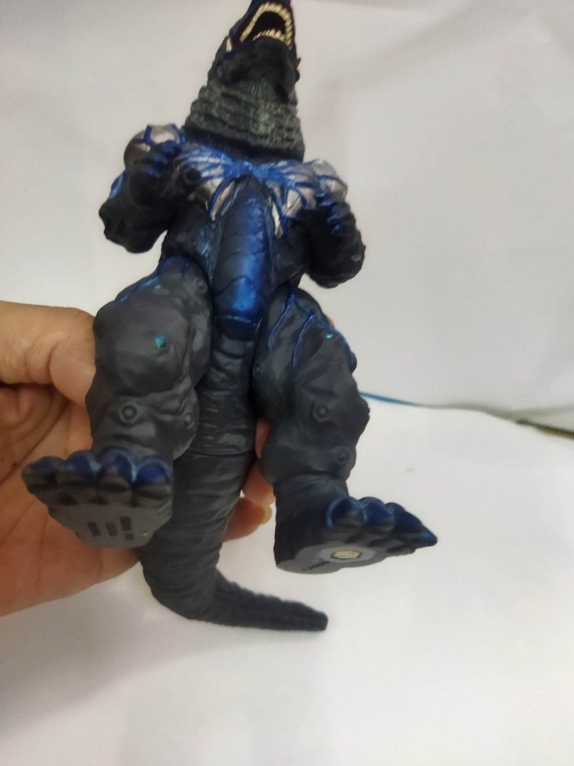 Ultraman x Ultra Monster DX Gorg Fire Golza, Hobbies & Toys, Toys ...