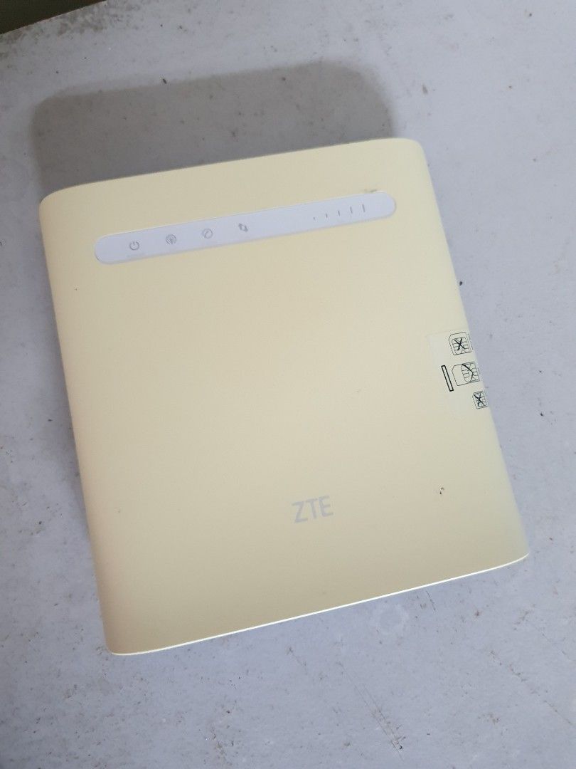 Unifi Air Wifi Router ZTE MF286C, Computers & Tech, Parts & Accessories ...