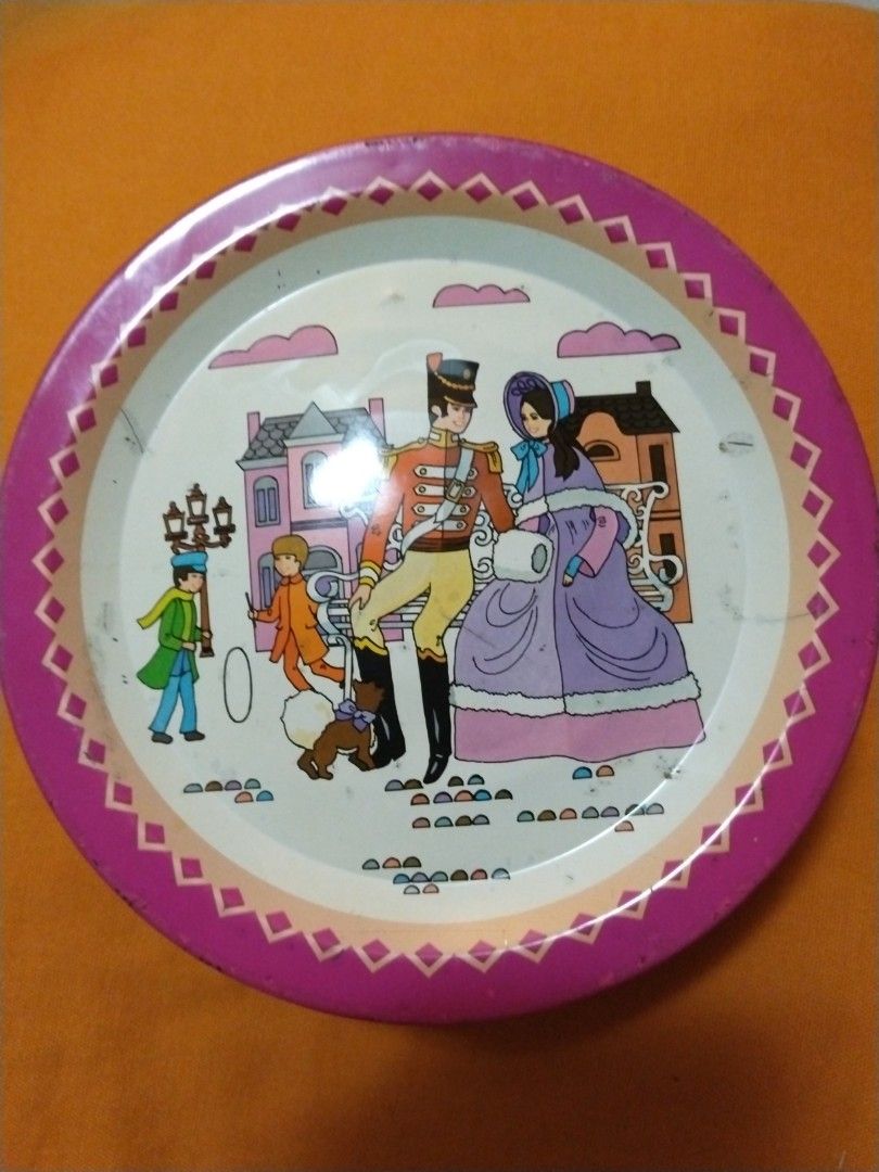 Vintage Rowntree Mackintosh Sweets Tin, Hobbies & Toys, Collectibles ...