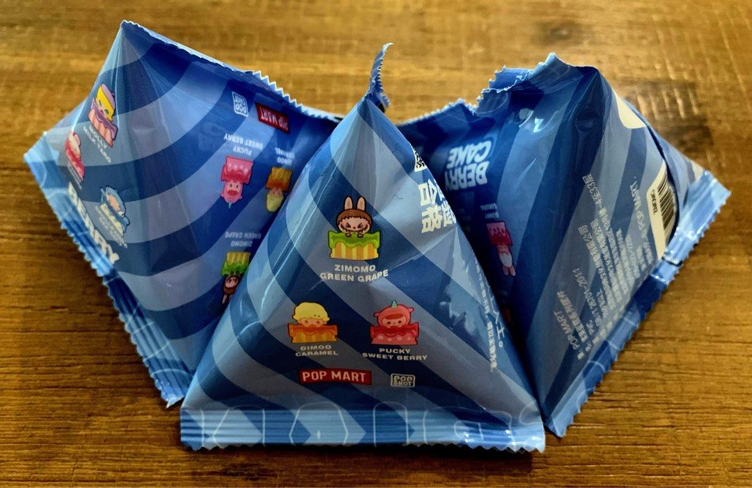 Pop Mart Berry Cake Blind Pack, Hobbies & Toys, Memorabilia ...