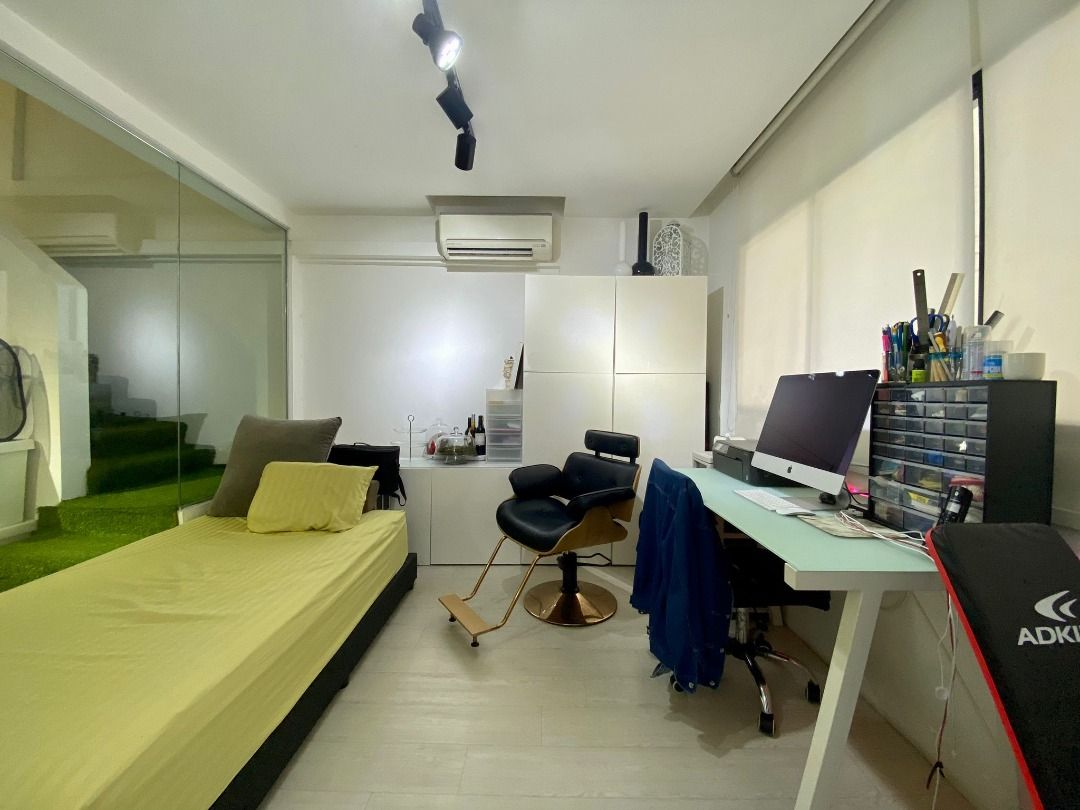 2 spacious common rooms in Jurong HDB EM for rent , Property, Rentals ...