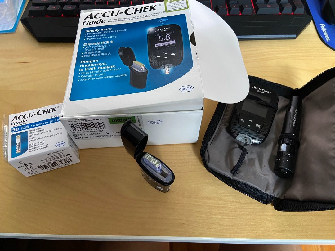 Accu-chek guide blood glucose meter and Test Strips 50s, Health ...