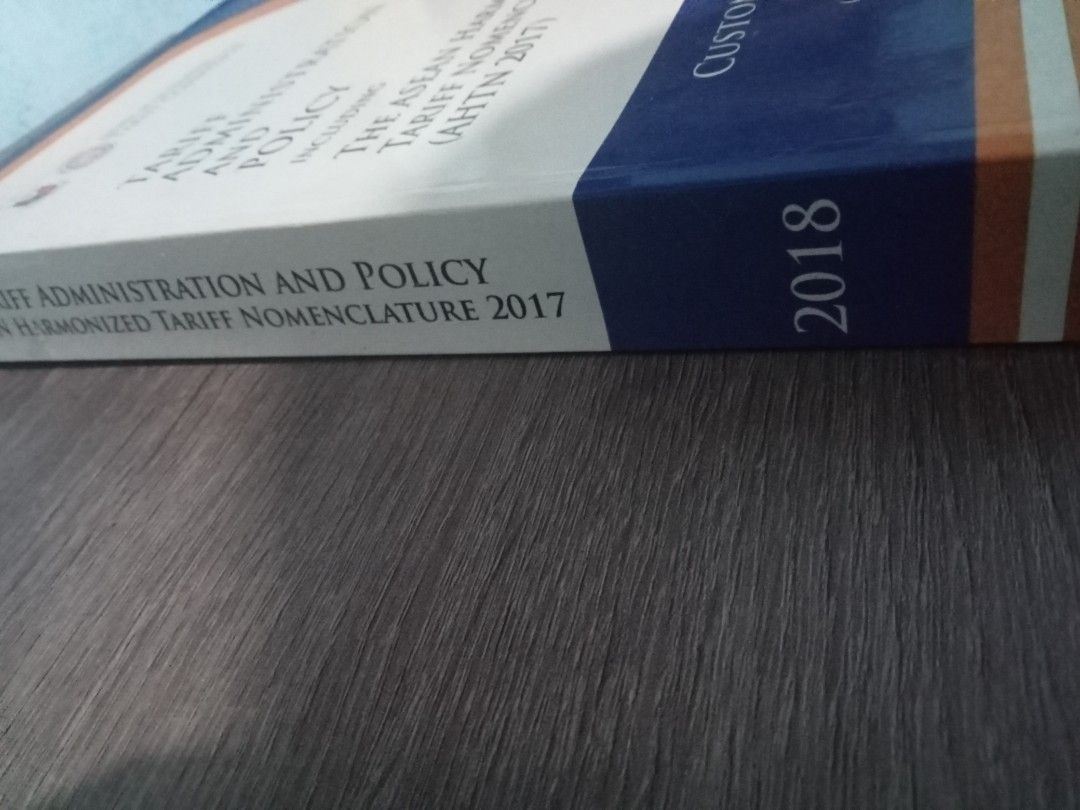 Ahtn, Hobbies & Toys, Books & Magazines, Textbooks on Carousell