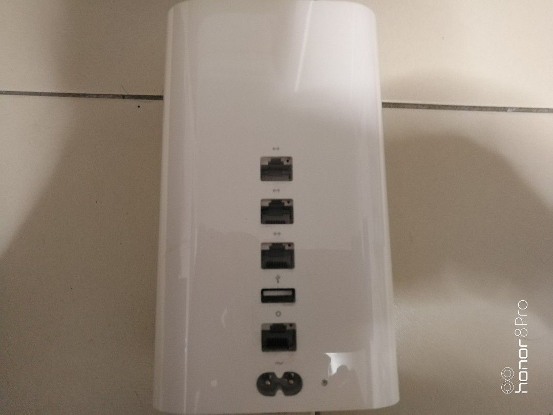 Apple Airport Extreme router, Computers & Tech, Parts & Accessories ...