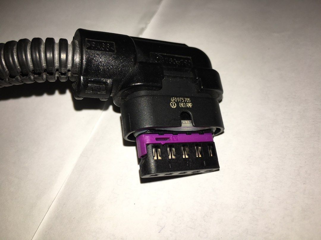 Audi Q5,Audi A4 B8 MAF sensor,connector, Car Accessories, Accessories ...