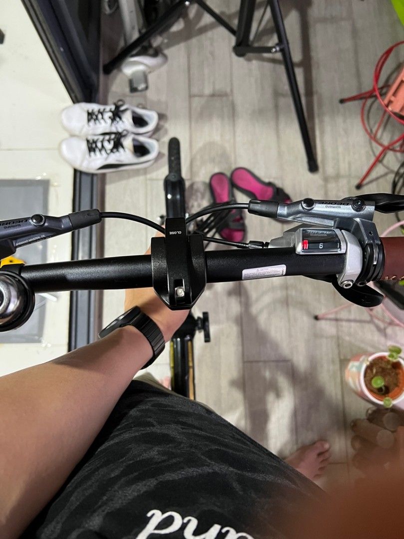 Brand NEW trifold 11D by United Bike with defect, Sports Equipment ...