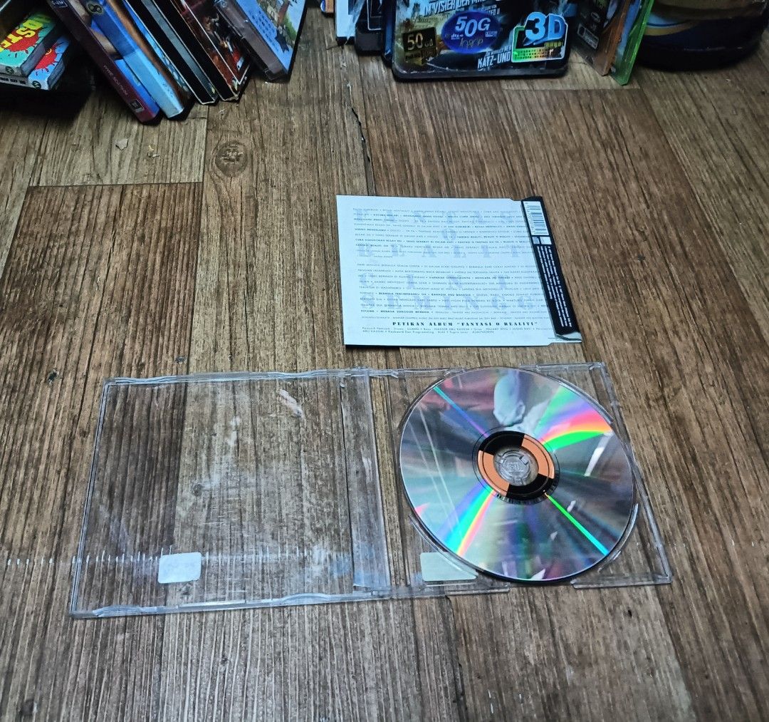 CD NORYN @ 1997 WARNER MUSIC MALAYSIA SDN BHD.., Hobbies & Toys, Music ...