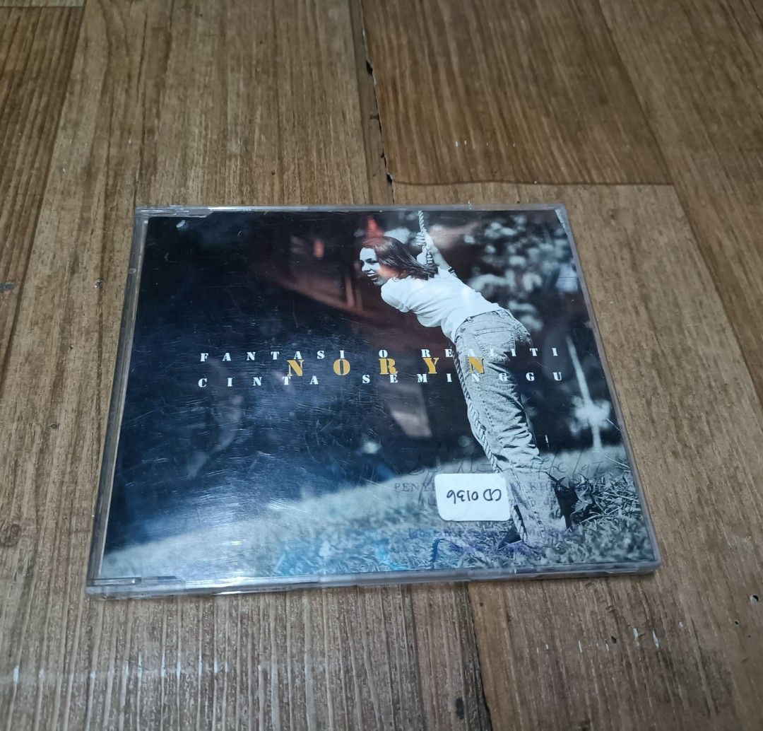 CD NORYN @ 1997 WARNER MUSIC MALAYSIA SDN BHD.., Hobbies & Toys, Music ...