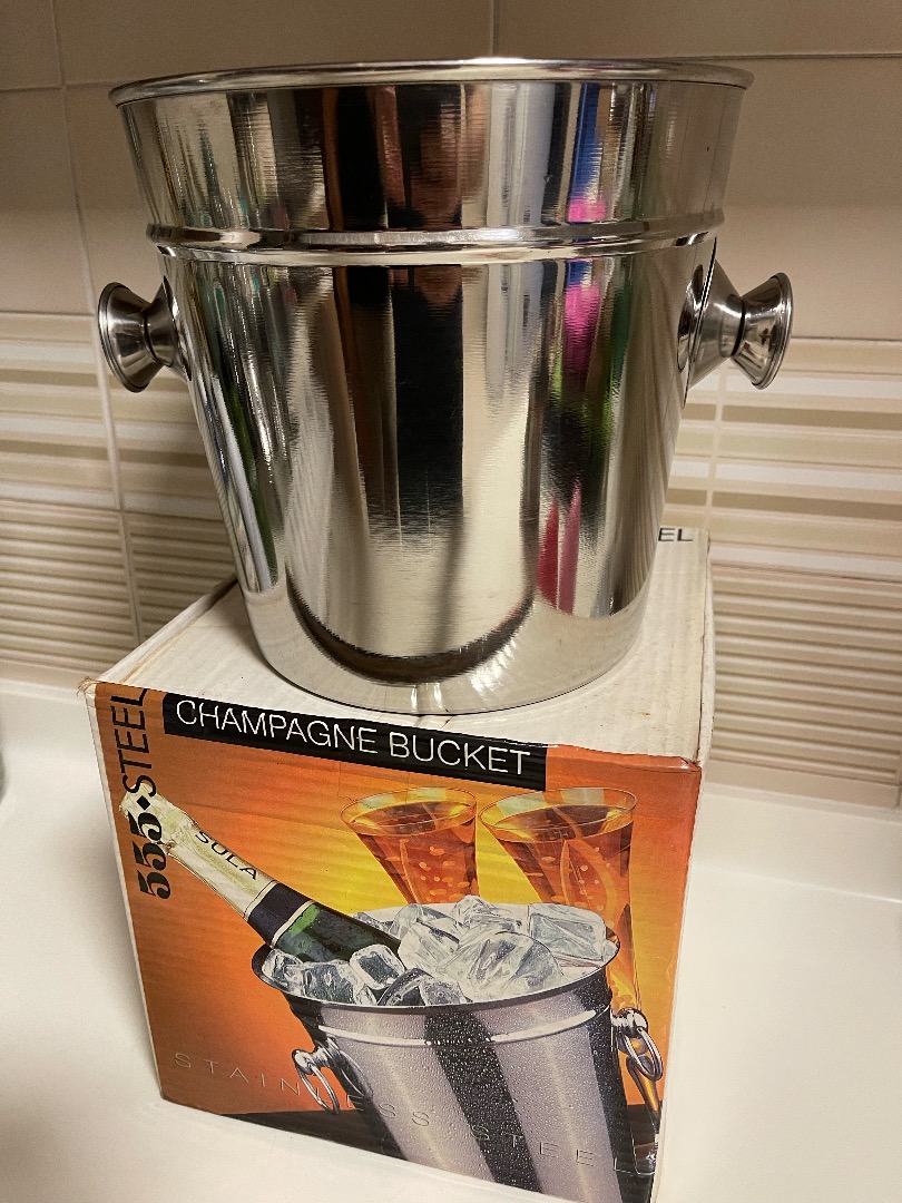 Champagne bucket, TV & Home Appliances, Kitchen Appliances, Wine Cellar ...