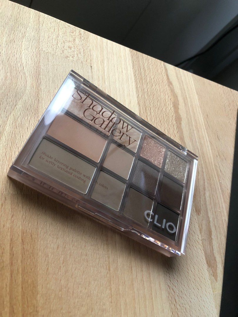 CLIO Shade & Shadow Eyeshadow Palette 01 Shadow Gallery, Beauty ...