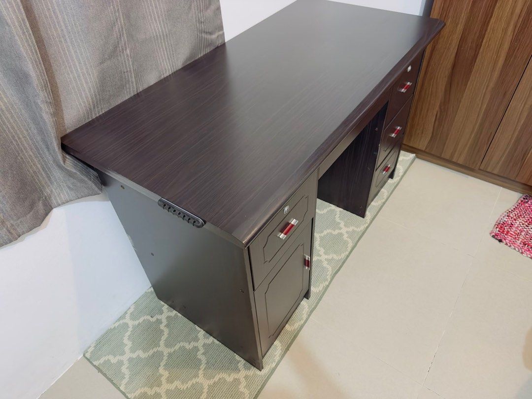 Computer desk table, Furniture & Home Living, Furniture, Tables & Sets ...