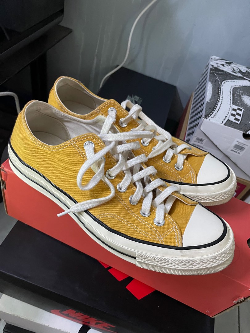 CONVERSE Low " Sun Flower", Men's Fashion, Footwear, Sneakers on Carousell