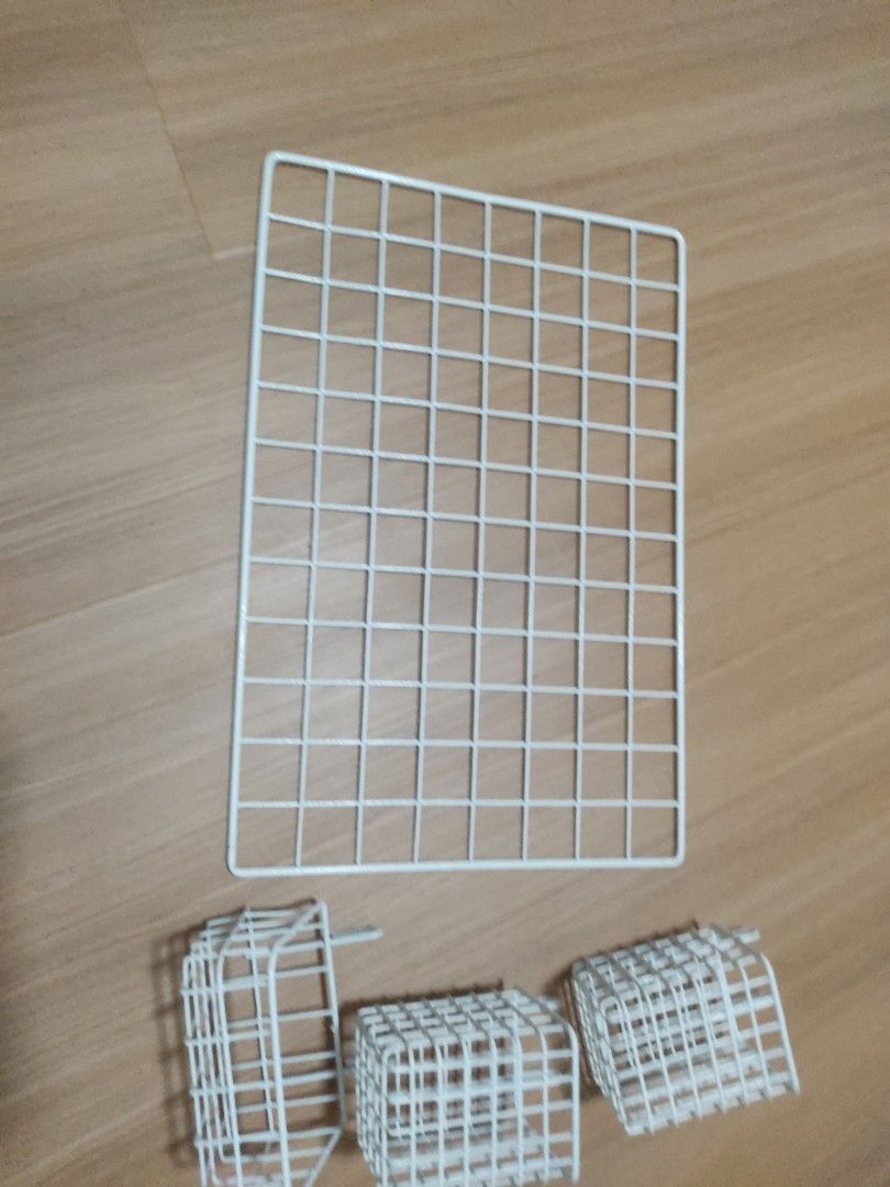 DAISO grid frame, Furniture & Home Living, Home Decor, Wall Decor on ...