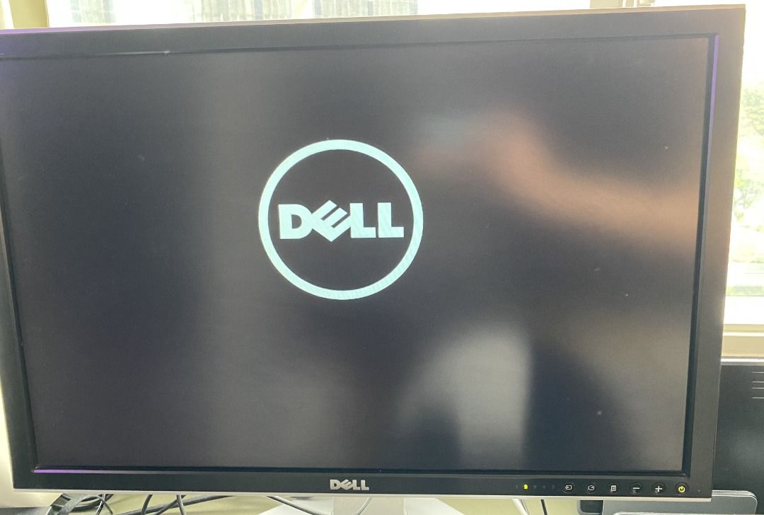 Dell UltraSharp 2407WFPB 24" Widescreen LCD Monitor, Computers & Tech ...