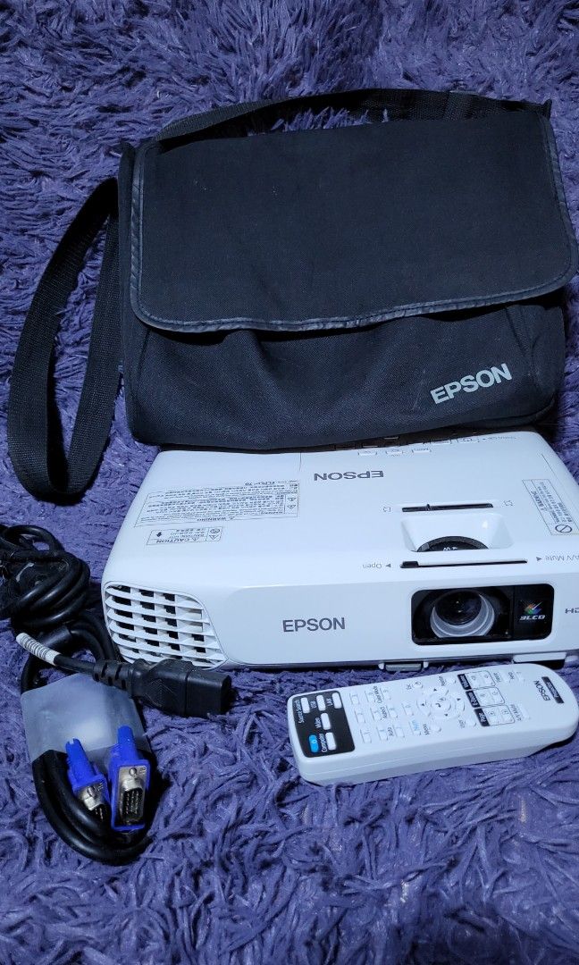 EPSON EB-X18 PROJECTOR, TV & Home Appliances, TV & Entertainment ...