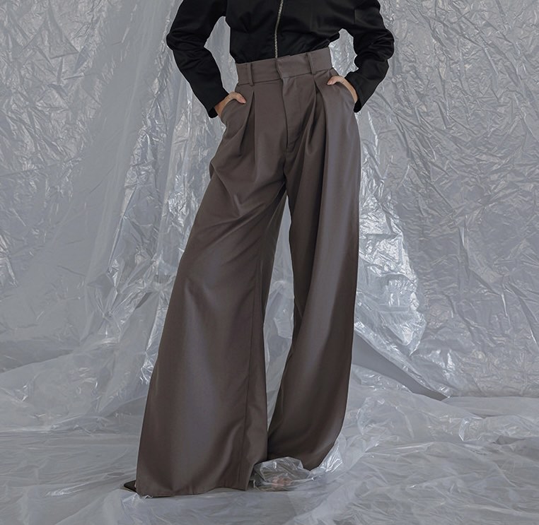 EVERYDAY CLAUDE - BAGI PANTS GREY, Fesyen Wanita, Pakaian Wanita ...
