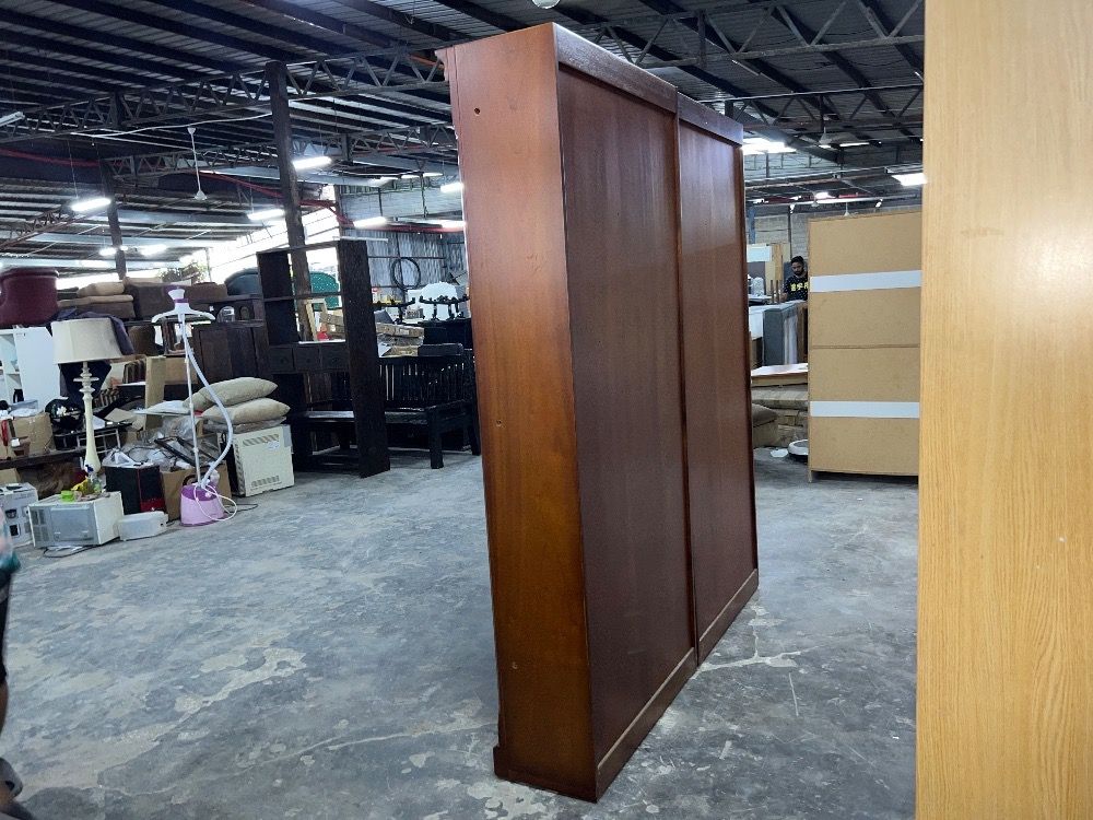 (F20045995) Korean Brown Rubberwood Display Cabinet / Kabinet Paparan ...