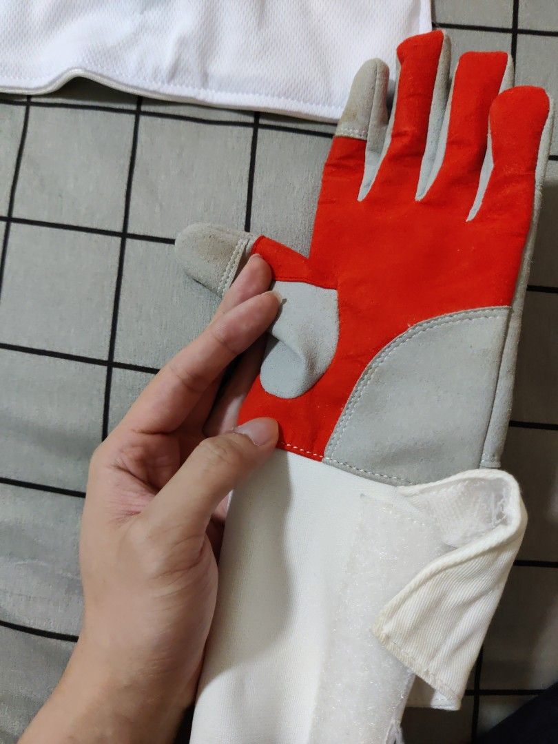 Fencing left-handed glove, Sports Equipment, Other Sports Equipment and ...