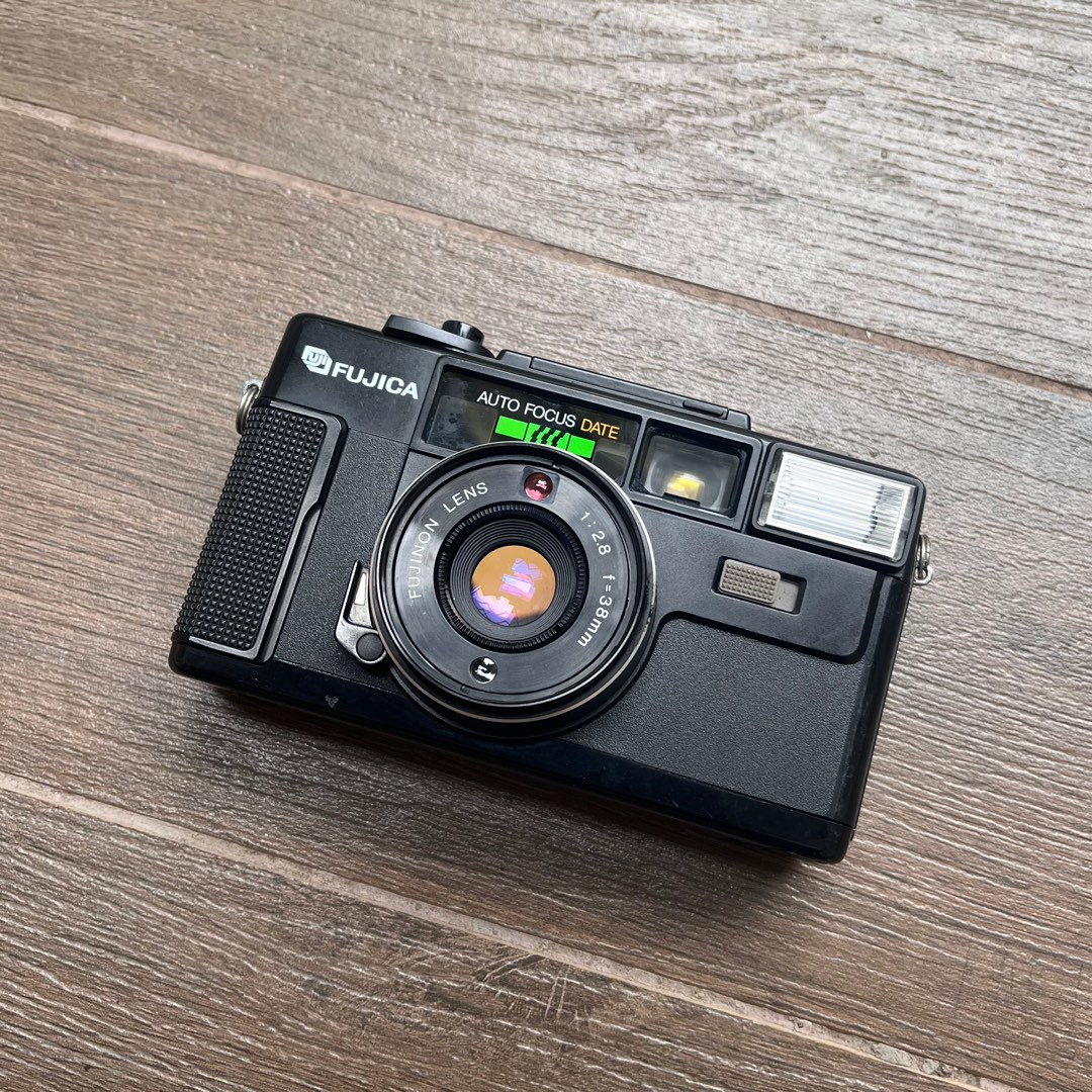 Fujica Auto-7 Point and Shoot [35mm Film Camera], Photography, Cameras ...