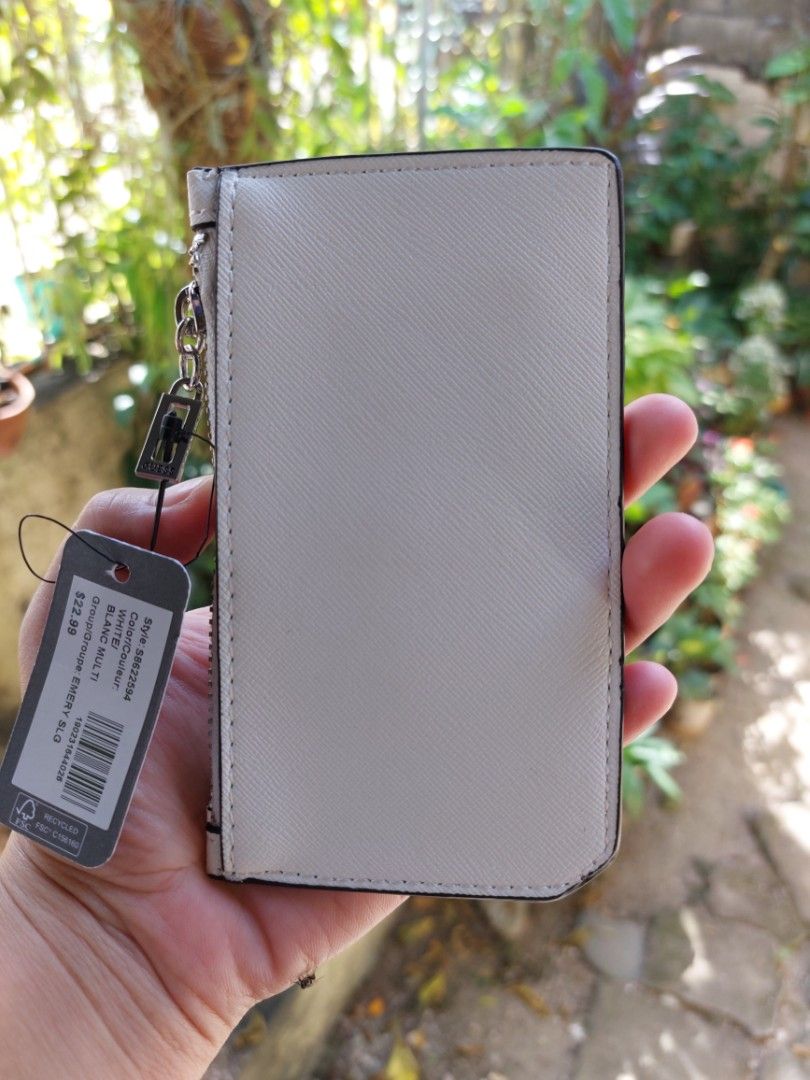 Guess Emery White Card Case, Women's Fashion, Bags & Wallets, Purses ...