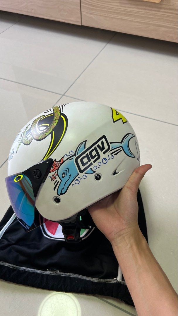 Helmet AGV Bali Zoo saiz XL, Motorbikes on Carousell