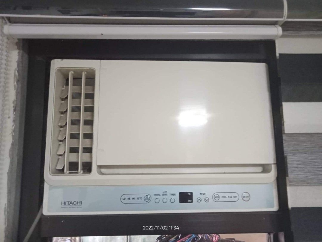 Hitachi 1.5HP Deluxe Window Type Non-Inverter Aircon RA-15SR, TV & Home ...