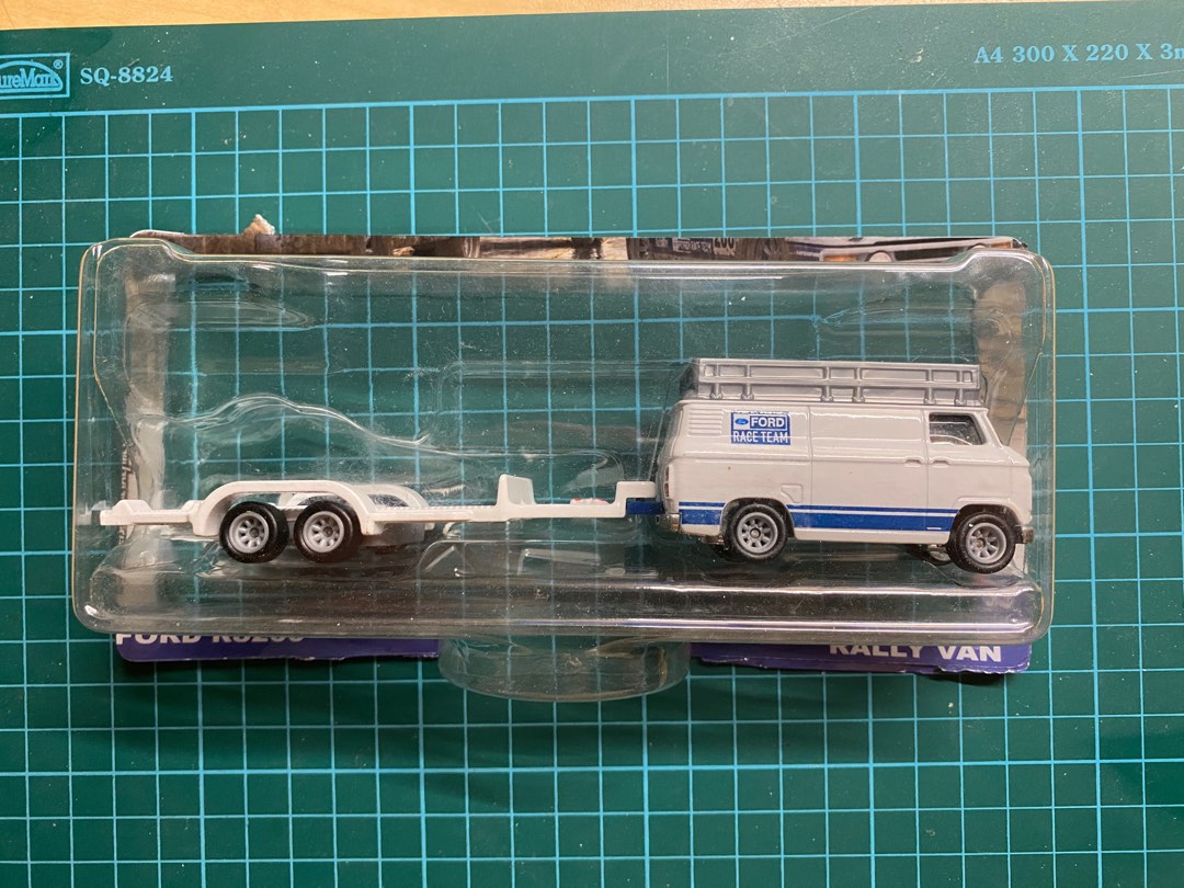 Hot Wheels Hotwheels Team Transport Rally Van without Ford RS200 ...