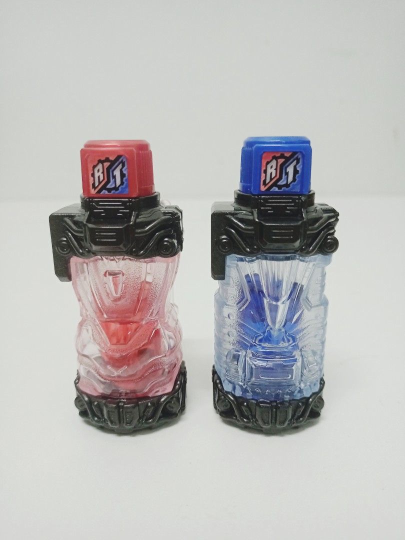 Kamen Rider Build Full Bottle Bestmatch Rabbit X Tank, Hobbies & Toys ...