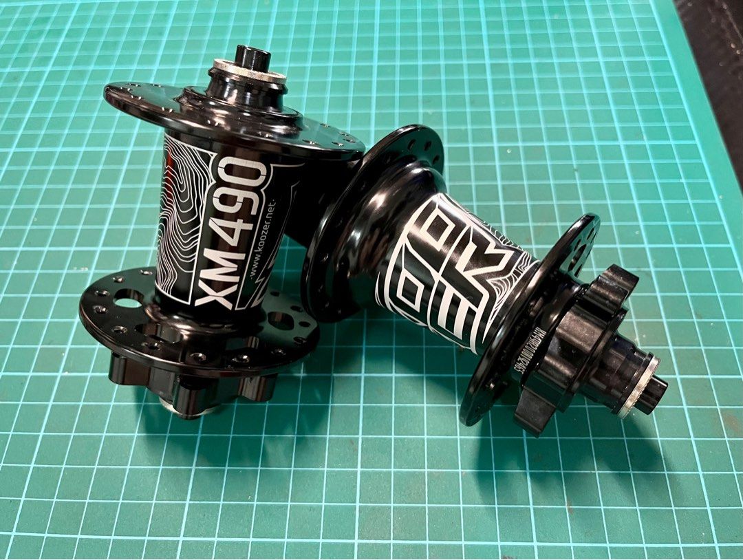 Koozer XM490 hub set, Sports Equipment, Bicycles & Parts, Parts ...