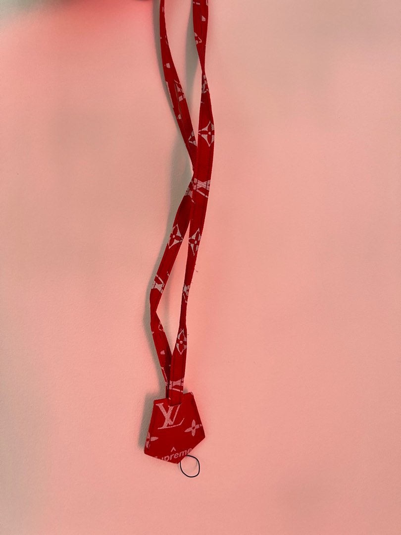 L v supreme Mobile phone lanyard hanging neck women's ribbon does not ...