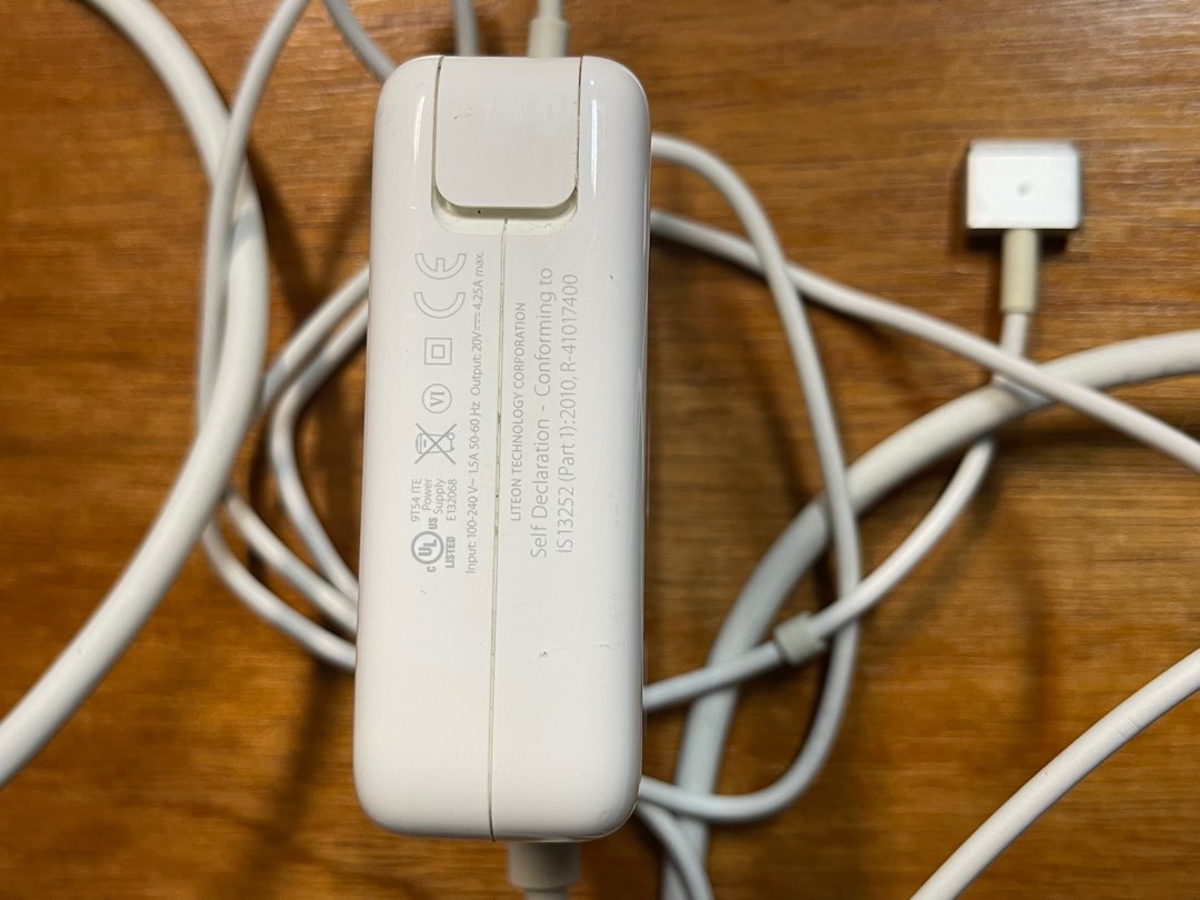 Macbook Charger, Computers & Tech, Laptops & Notebooks on Carousell