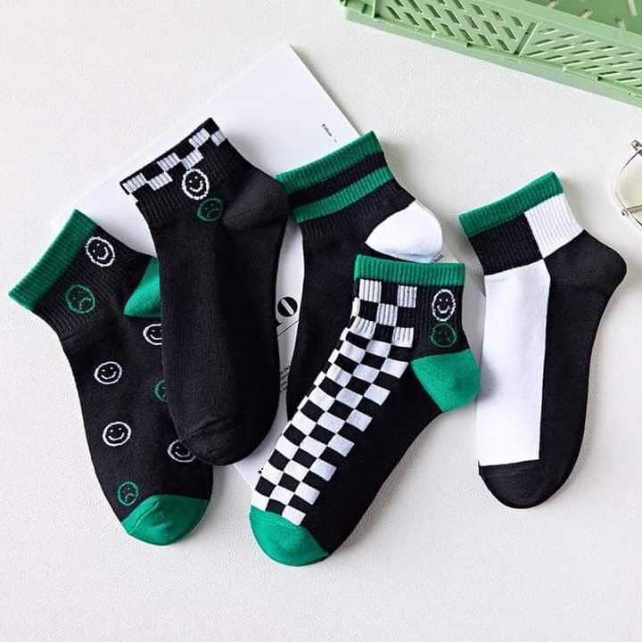 Medjas, Men's Fashion, Watches & Accessories, Socks on Carousell