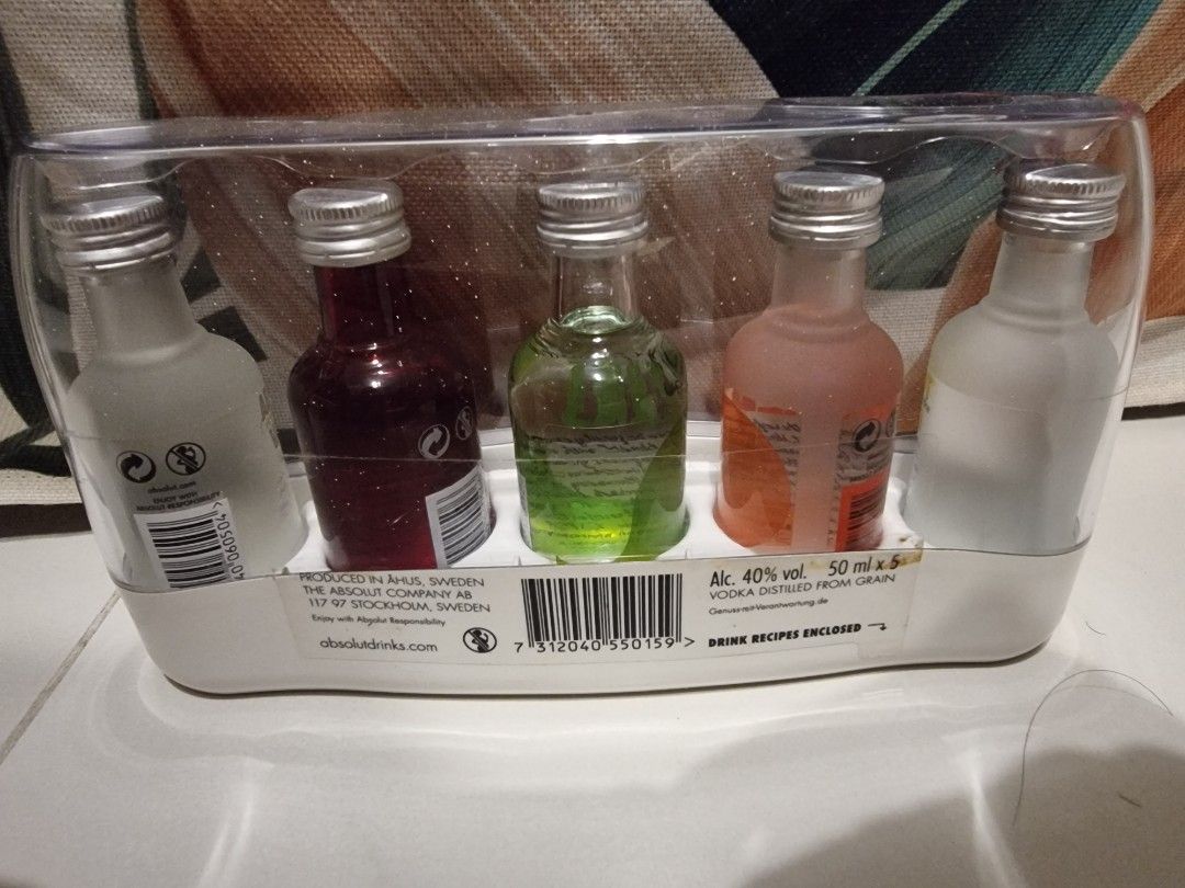 Mini Absolut Vodka Food And Drinks Alcoholic Beverages On Carousell