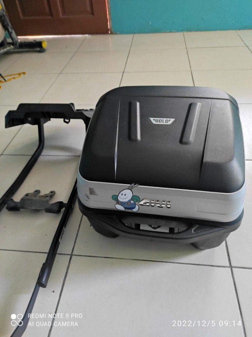 Monorack heavy duty givi&box givi, Motorbikes on Carousell