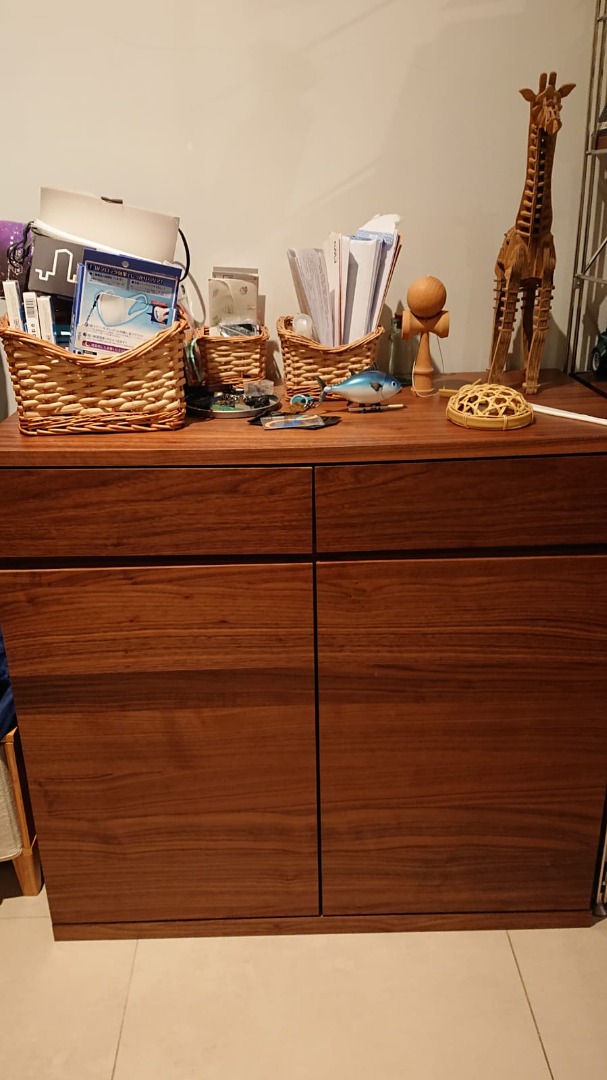 Muji Walnut wood cabinet 儲物櫃, 傢俬＆家居, 傢俬, 書櫃、櫃子及架 - Carousell