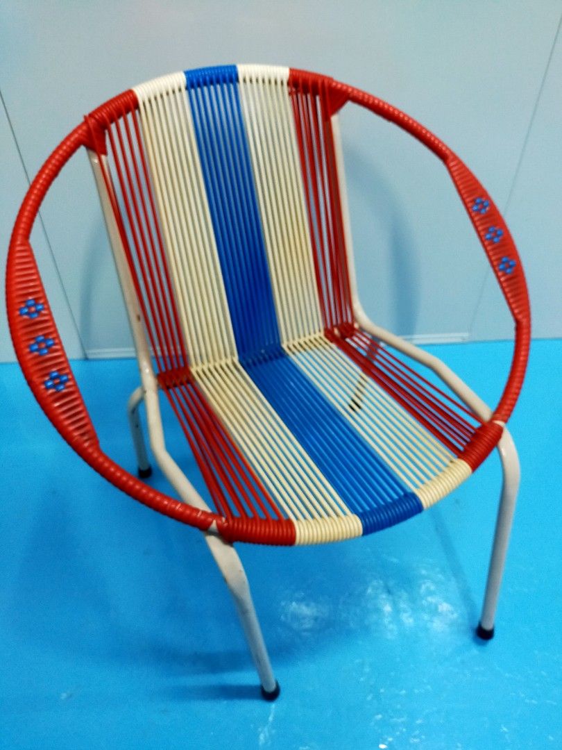 Old School Springy Chair, Hobbies & Toys, Memorabilia & Collectibles ...
