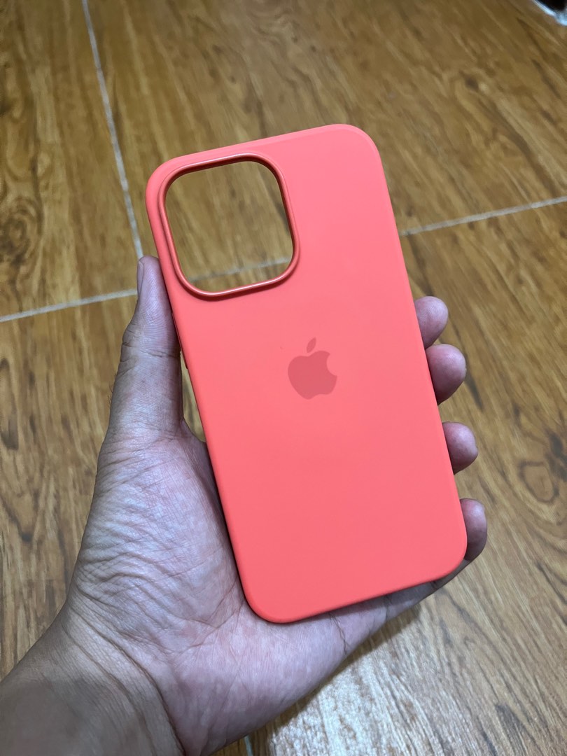 Original iPhone 13 Pro Silicone Case (Nectarine), Mobile Phones ...